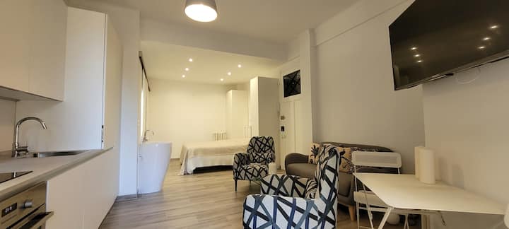 Cozy Apartment At Port Lympia - Nice