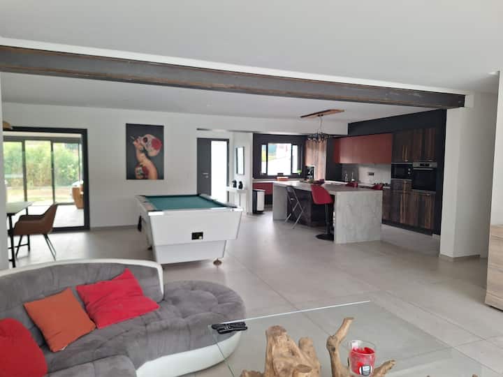 Villa 6 Pers Billard Jacuzzi - Sommières