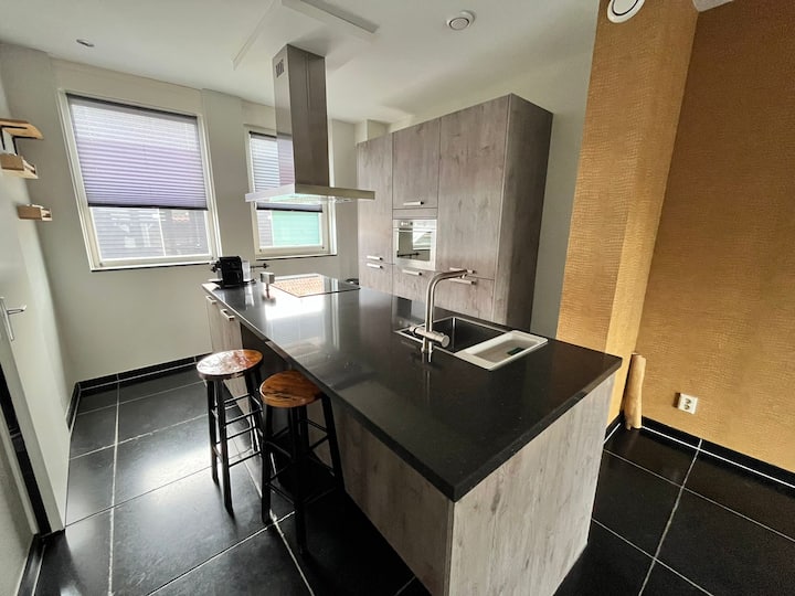 Mooi Bij Maasvlakte En Europoort - Hellevoetsluis