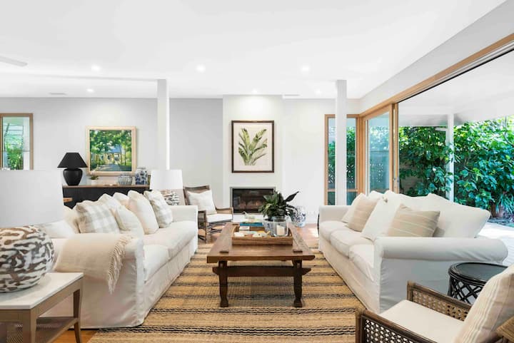 Family Beach House | Direct Ocean Access - Scotland Island