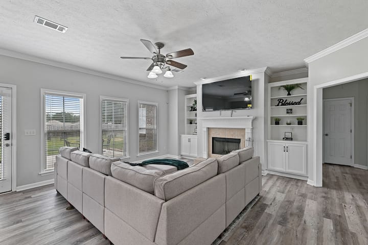 Ideal Retreat In Pike Road - VictoryLand Casino