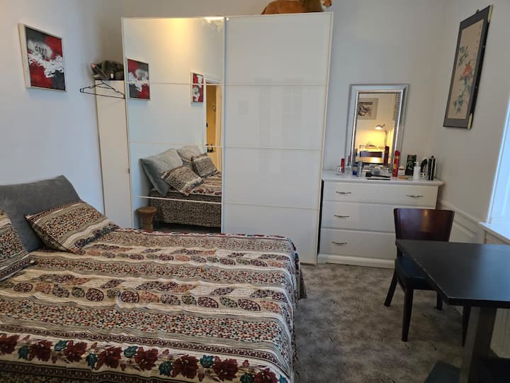 Rumlig Værelse Midt I København - Kopenhagen