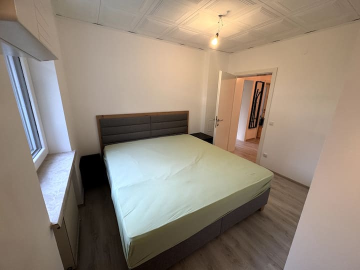 Zentrale Wohnung In Grüner Lage Mit Fitnessgerät - Linz