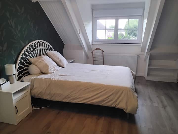 Grande Chambre à St Contest - Caen