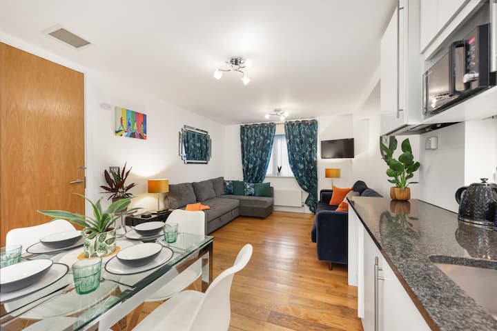 West End - Sleeps 5 - Amazing Location - Central London