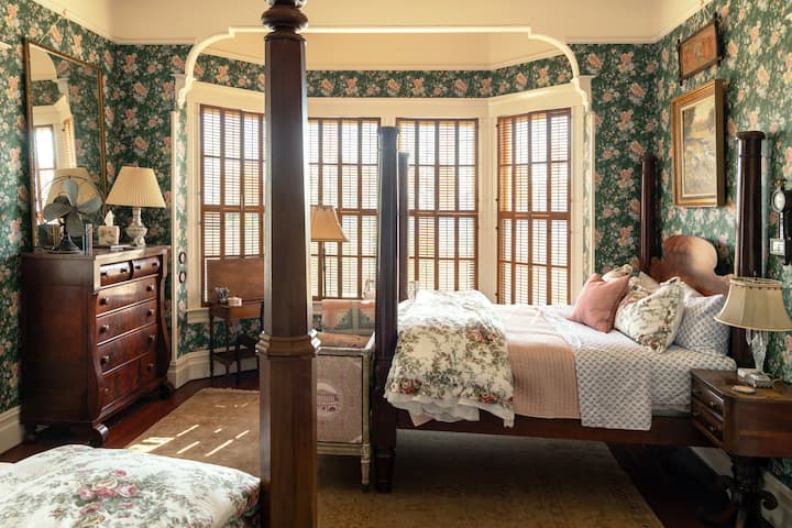 The Jeremiah David Suite @The Jd Hyde Historic Inn - Visalia, CA