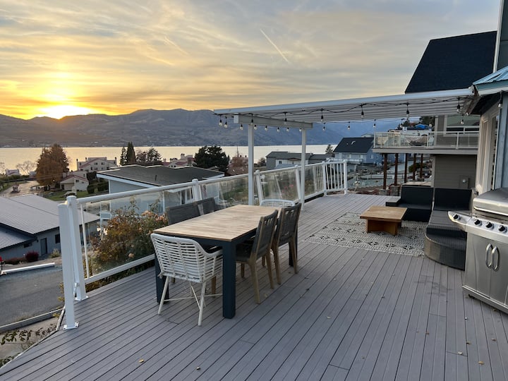 Comfy 3 Bed 3 Bath Lakeview Home - Manson, WA