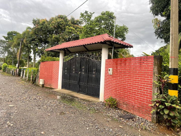 Villa Victoria
Casa De Descanso - Acacías