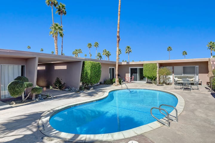 Mid-century Condo In Palm Desert - Palm Desert, CA
