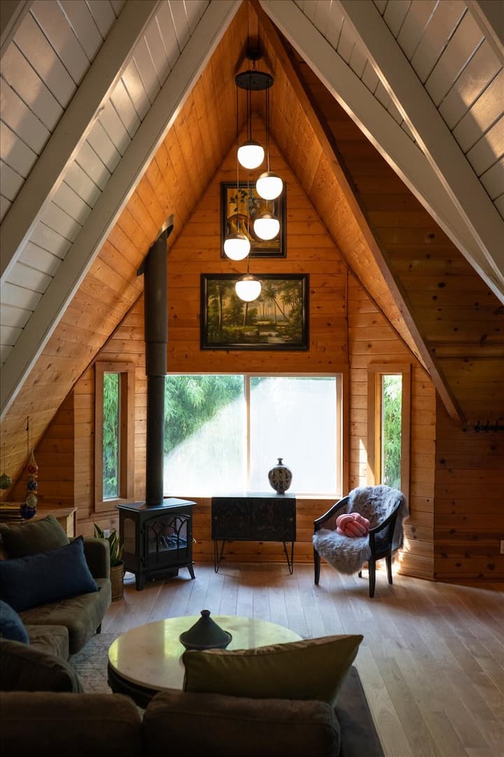 The Zen Den | Hidden Gem - Redding, CA
