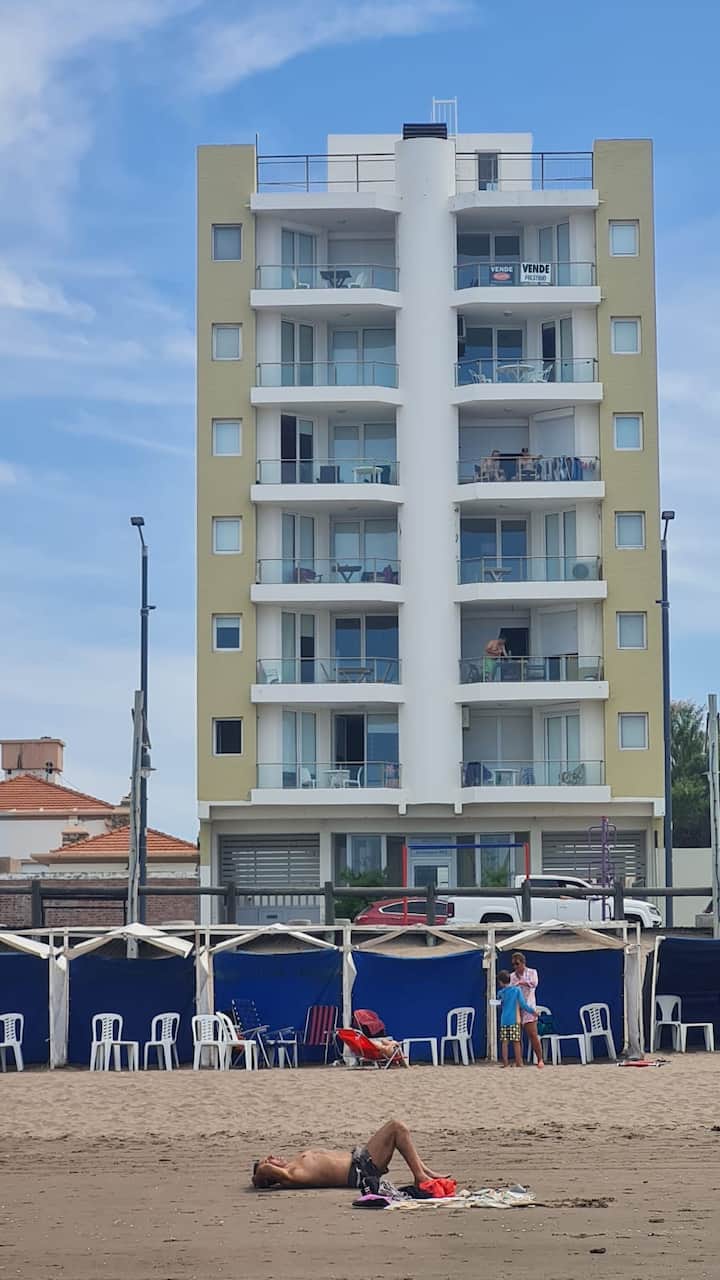Monte Hermoso Frente Al Mar - Argentina
