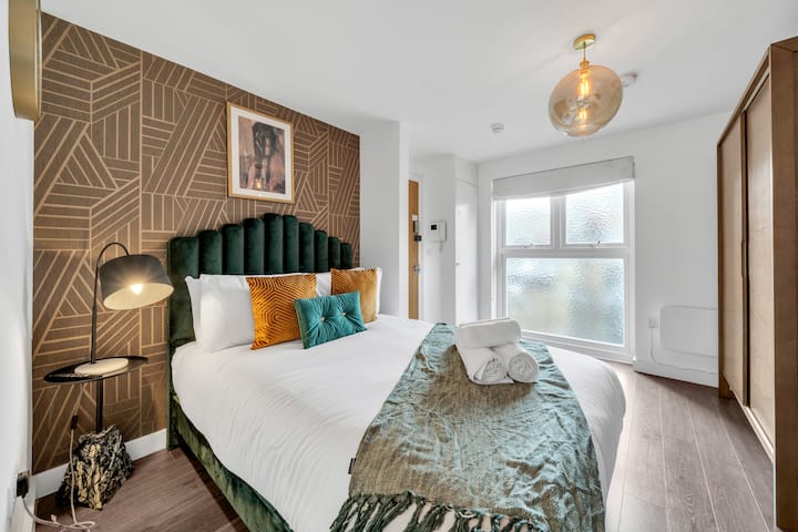 Trendy Studio Getaway: Explore City In Style - Central London
