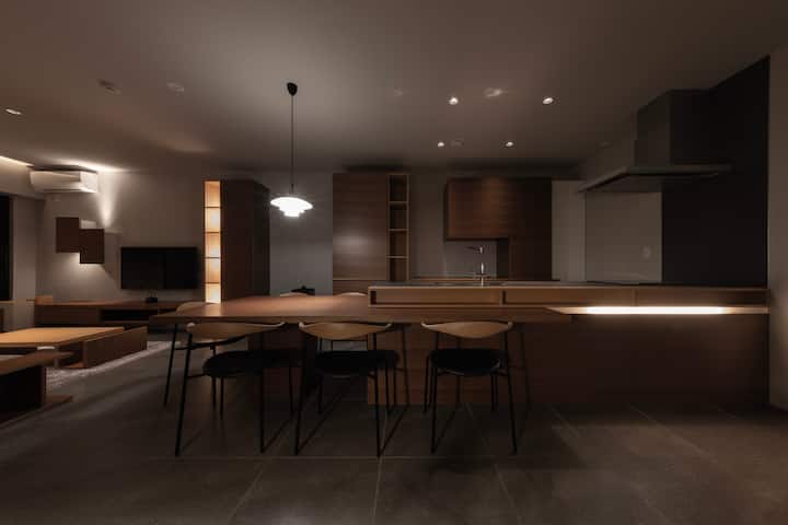 Peaceful Time With Books - Ishitei Room106 Libro - Furano