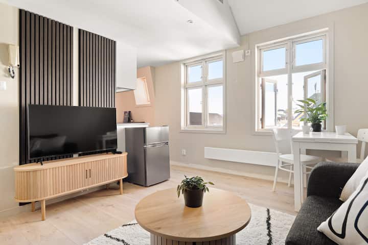 Live In A Postcard L 300 M To Bryggen L Value - Bergen