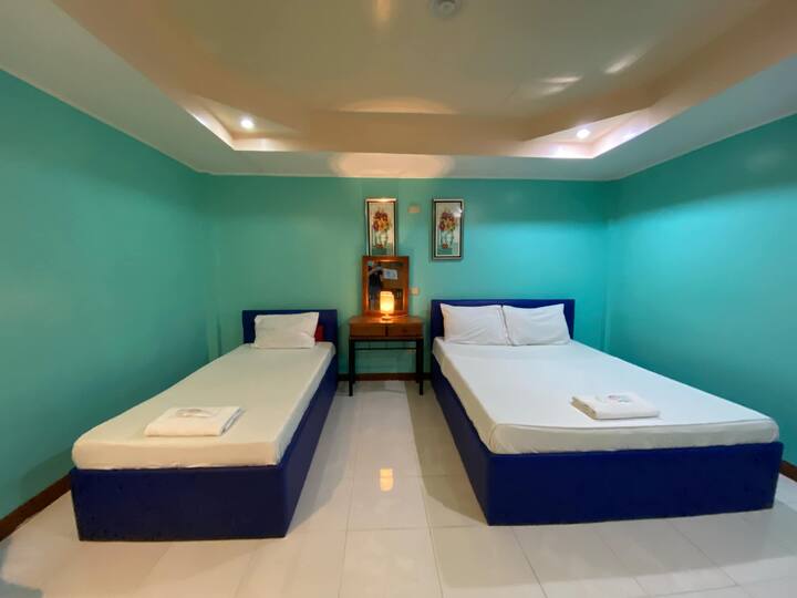 Twin Palace (Family Room) - Polangui