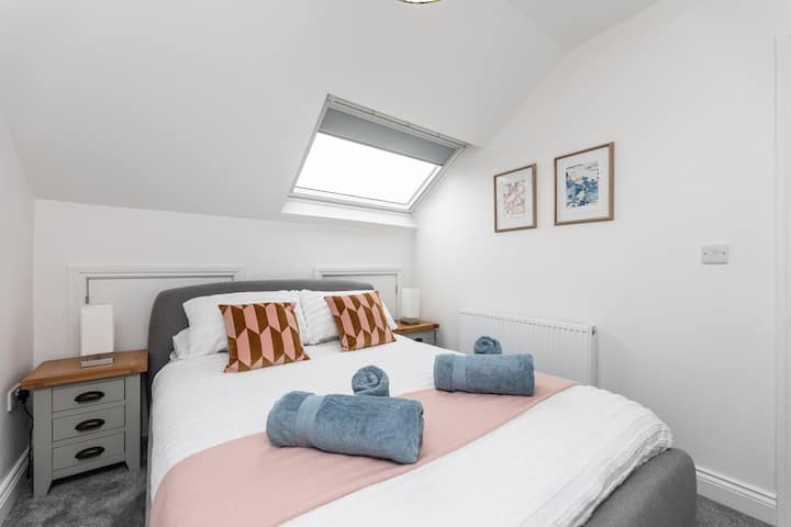 New 2 Bedroom Flat In Oakwood - Wetherby