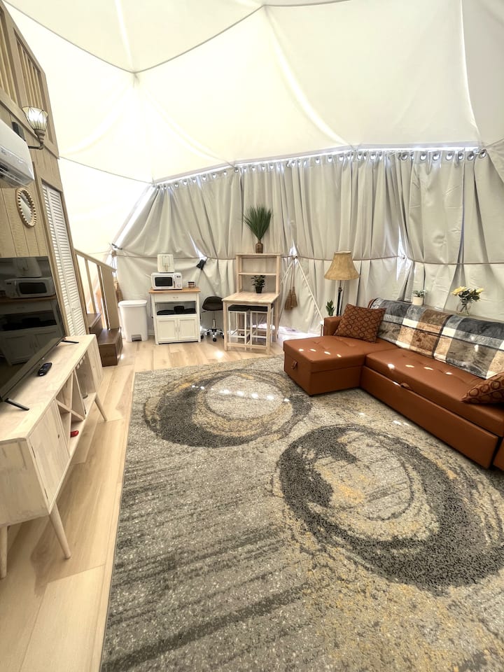 Private Jacuzzi Time In Dome Away From Home - Lakeway, TX