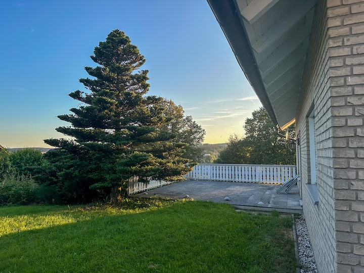 Benedenappartement In Winterberg Met Uitzicht - Winterberg