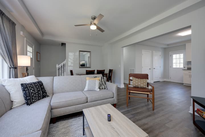 Newly Renovated Townhouse: 2 Bed, 2 1/2 Bath. - Percy Priest Lake, TN