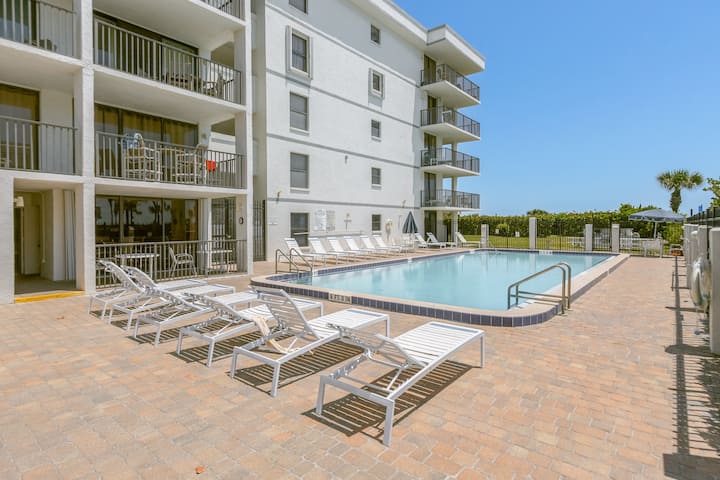 Aloha Awaits - 2b/2b Ground Floor Condo - Cape Canaveral, FL