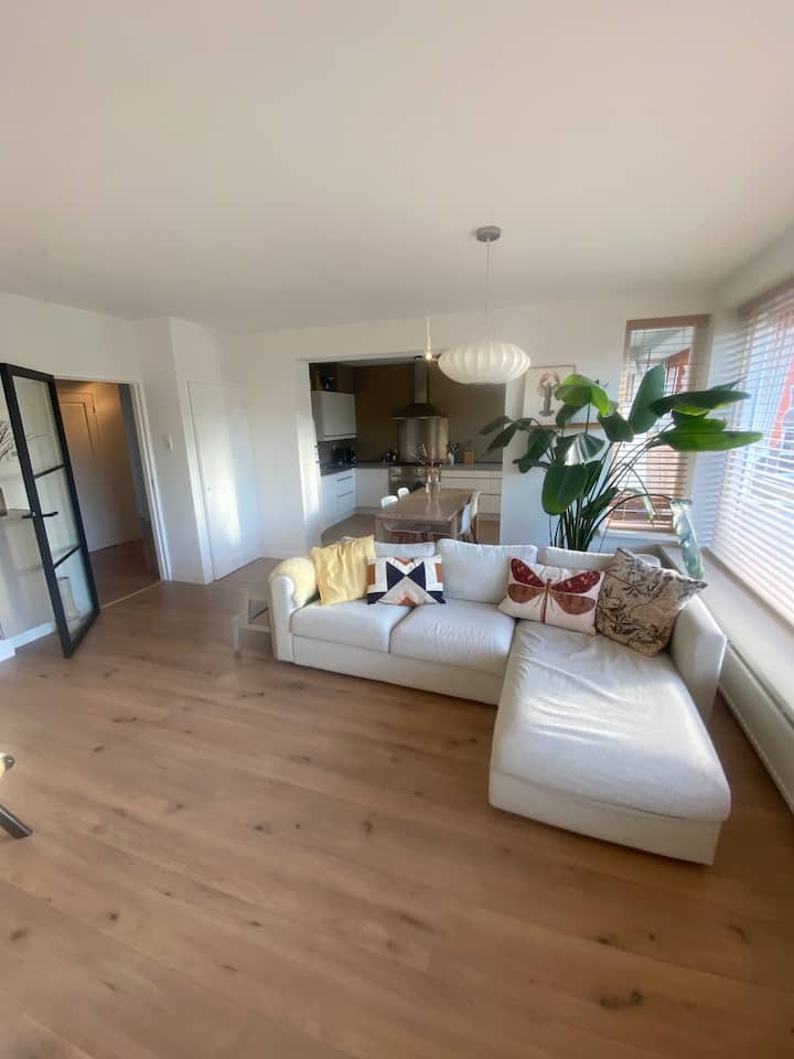 Luxe Appartement Met Werkplek - Leiden