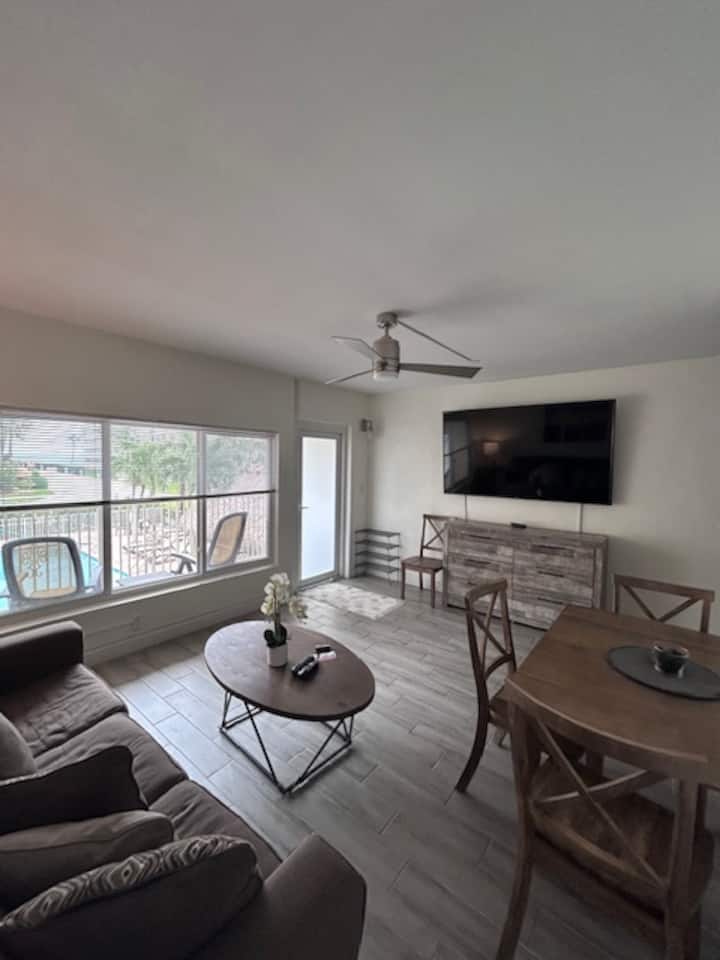 1-bedroomcondo Block To Thebeach - Boca Raton, FL