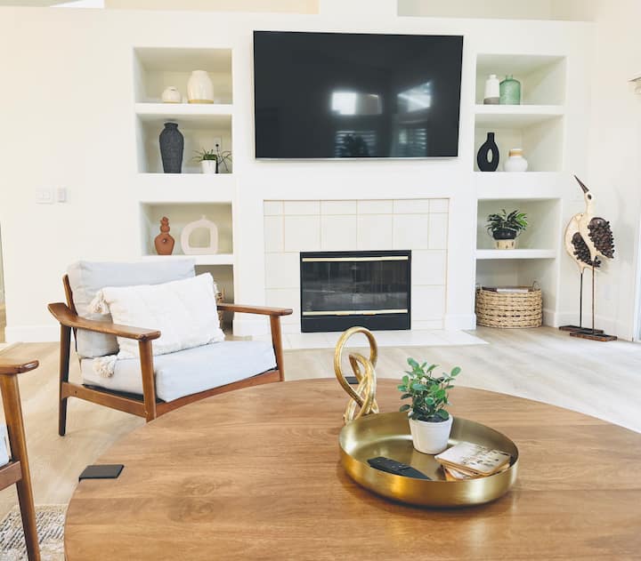 Charming Retreat In Ca Valley - Fresno, CA