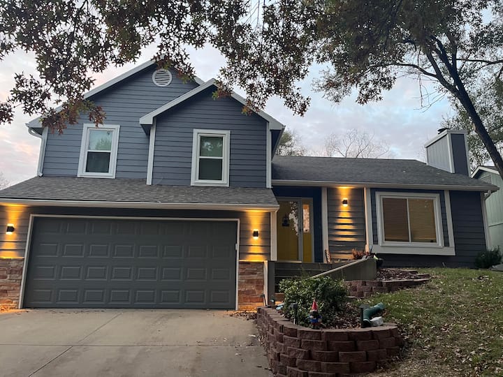 Prairie Park Paradise - Lawrence, KS