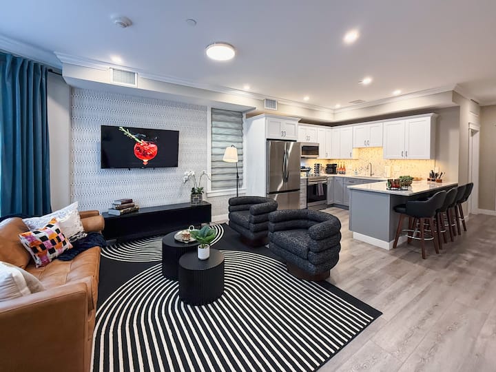 Speakeasy Vibe|luxe 1br|<2min Walk To Mkt Sq - Portsmouth, NH