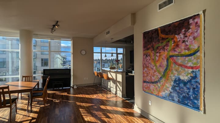 Luxury・high Ceiling・1400 Sf・bright・ Downtown・view - Bellevue, WA