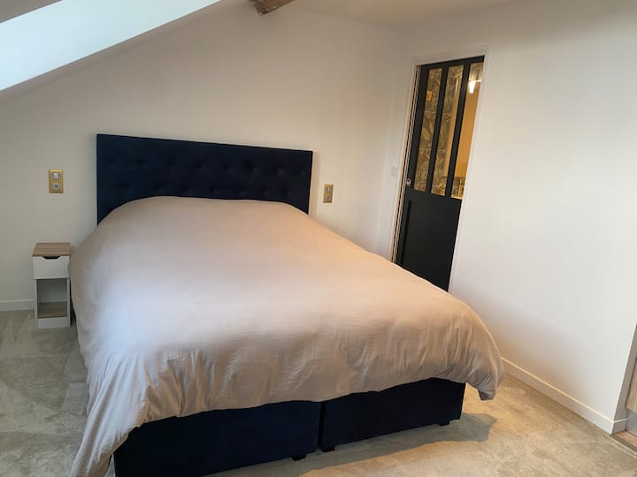 Hôtel - Chambre Lit King Size - L'Isle-Adam