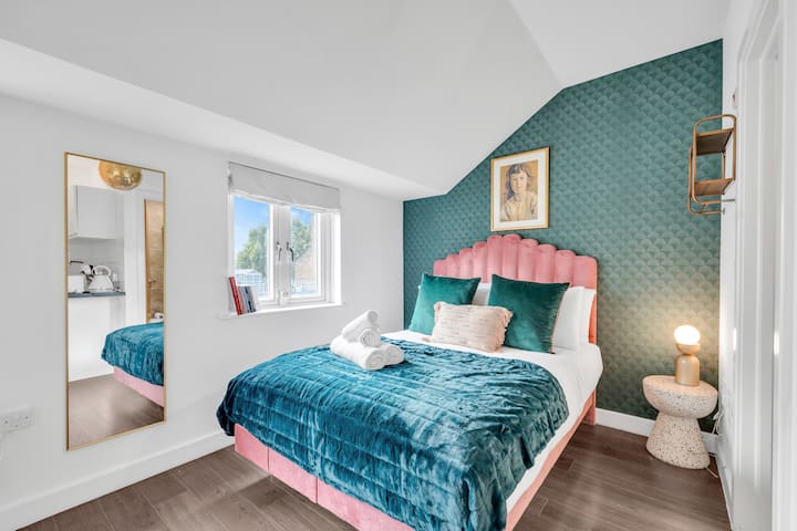 Prime Studio Stay: Comfort & Style In Central Spot - London, UK