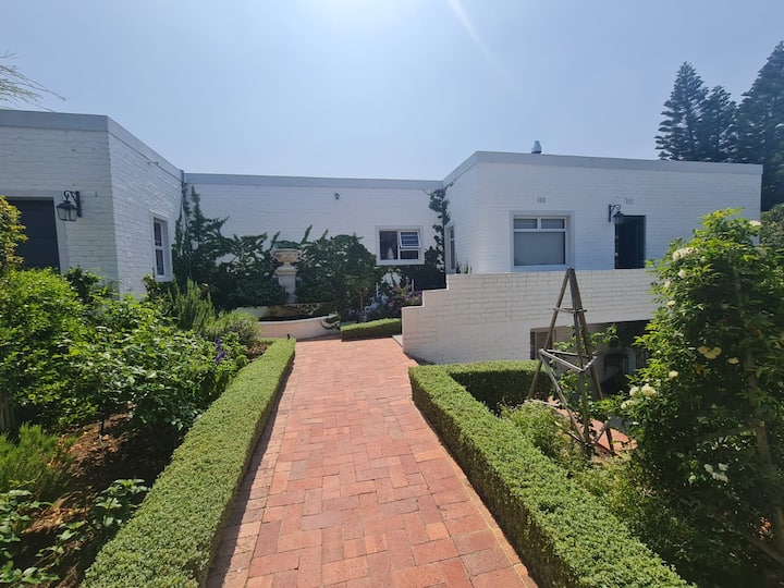 Winelands Charm - Paarl
