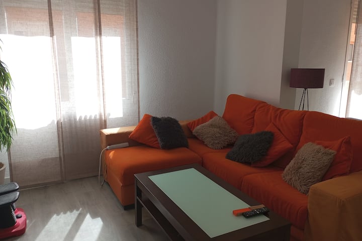 Habitación Cama-90cm Acogedora Y Céntrica - Albacete