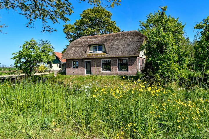 Landhuis In Een Rustige Omgeving - Purmerend