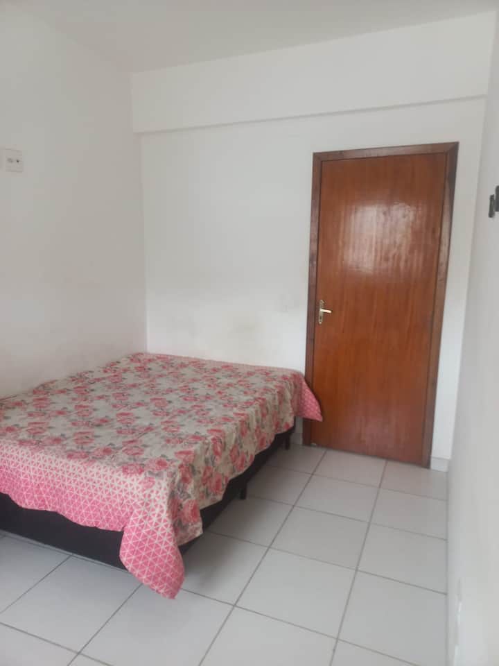 Quarto E Banheiro Privativo - Poá