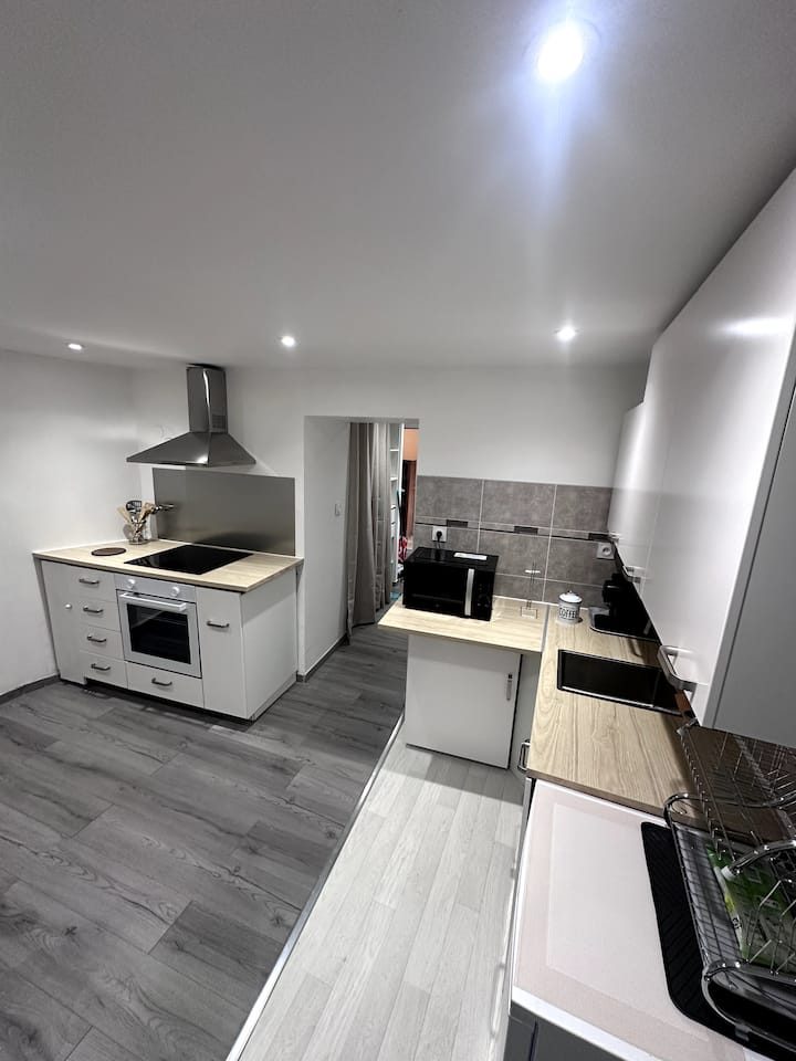 Appartement T4 En Hyper-centre - Bourgoin-Jallieu