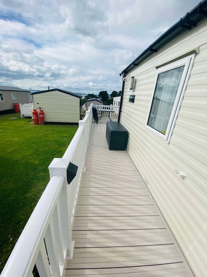 Luxury 3 Bedroom, Sleeps 6 With Wifi Spruces Area - Exmouth