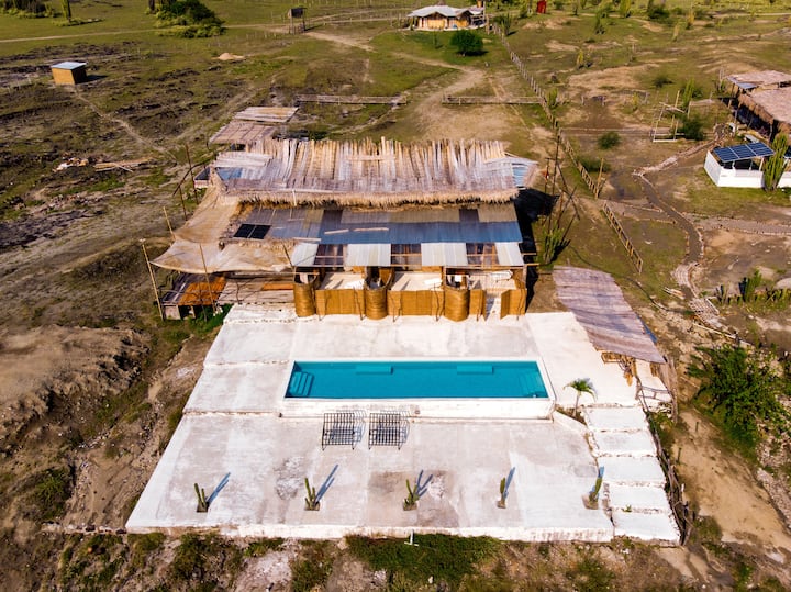 Casa De Lujo En El Desierto De La Tatacoa - Desierto de la Tatacoa