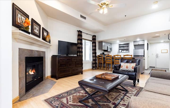 Ski In/out Studio Sunny End Unit - Park City, UT