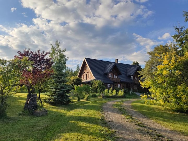 Zadnie ŁUk - Cały Dom Na Wyłączność - Medzilaborce