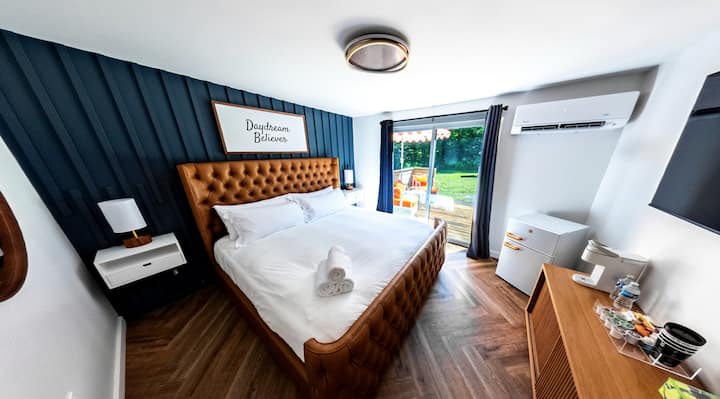 King Suite W/deck Near Mt Snow - Dover, VT