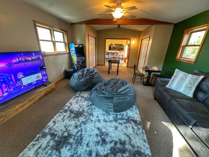 Sunrise Surprise, Spacious, Great For Entertaining - Manchester, VT