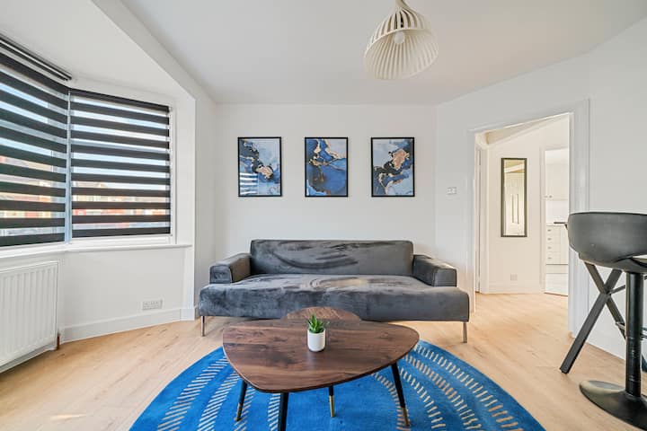 2-bed, Garden, Parking, 10 Min To Elizabeth Line - Hayes
