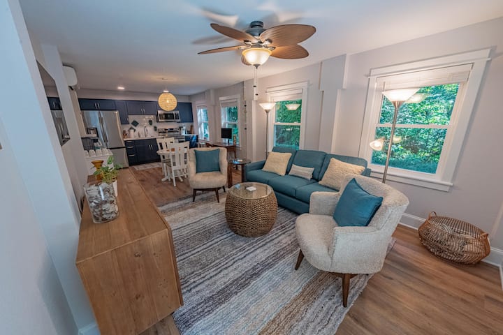 Coastal Oasis W/ Heated Pool - Kitty Hawk, NC