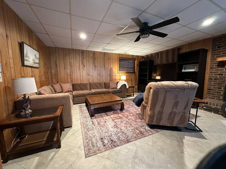 Quiet, Golf Lake Community Cozy 2bdr 1 Bth Getaway - Broadway, NC