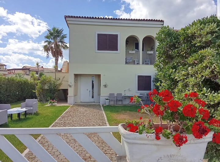 Villa Kalos In Marinagri Resort - Scanzano Jonico