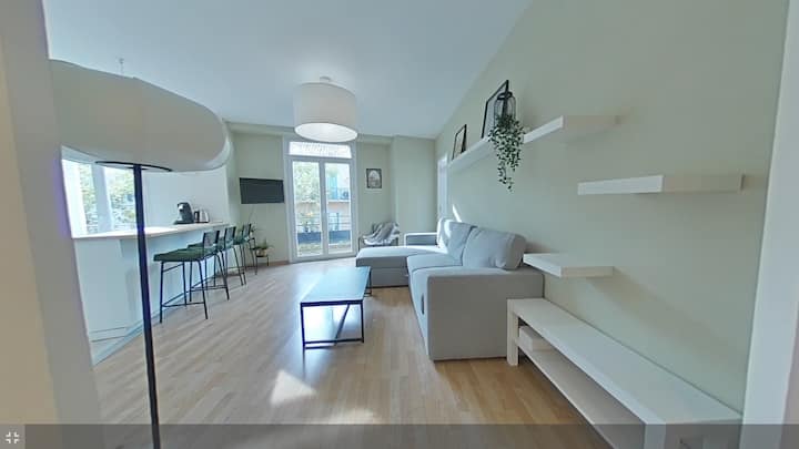 3 Bedrooms-very Bright And Spacious Appt- Wifi - Toulon