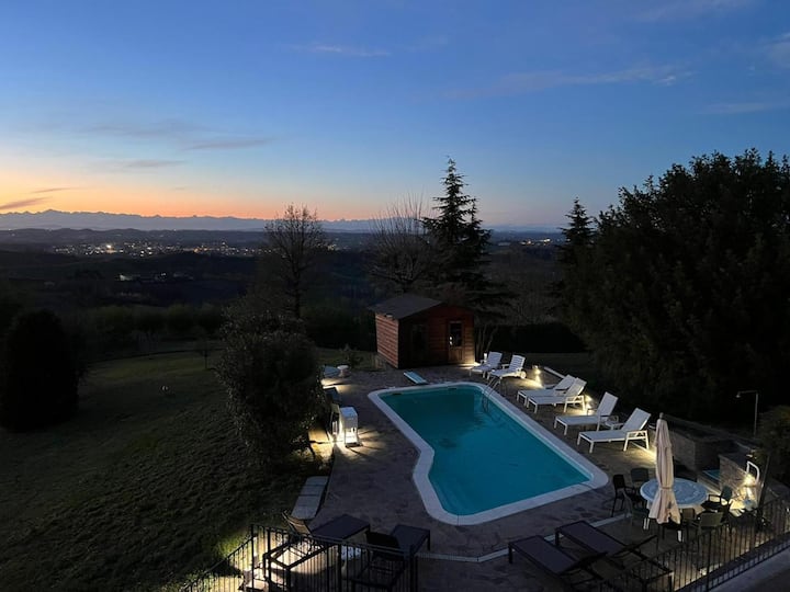 Imposant: Villa Magna Mit Pool, Park & Alpenblick - Piémont
