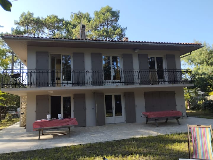 Villa Spacieuse Et Familiale - Arcachon